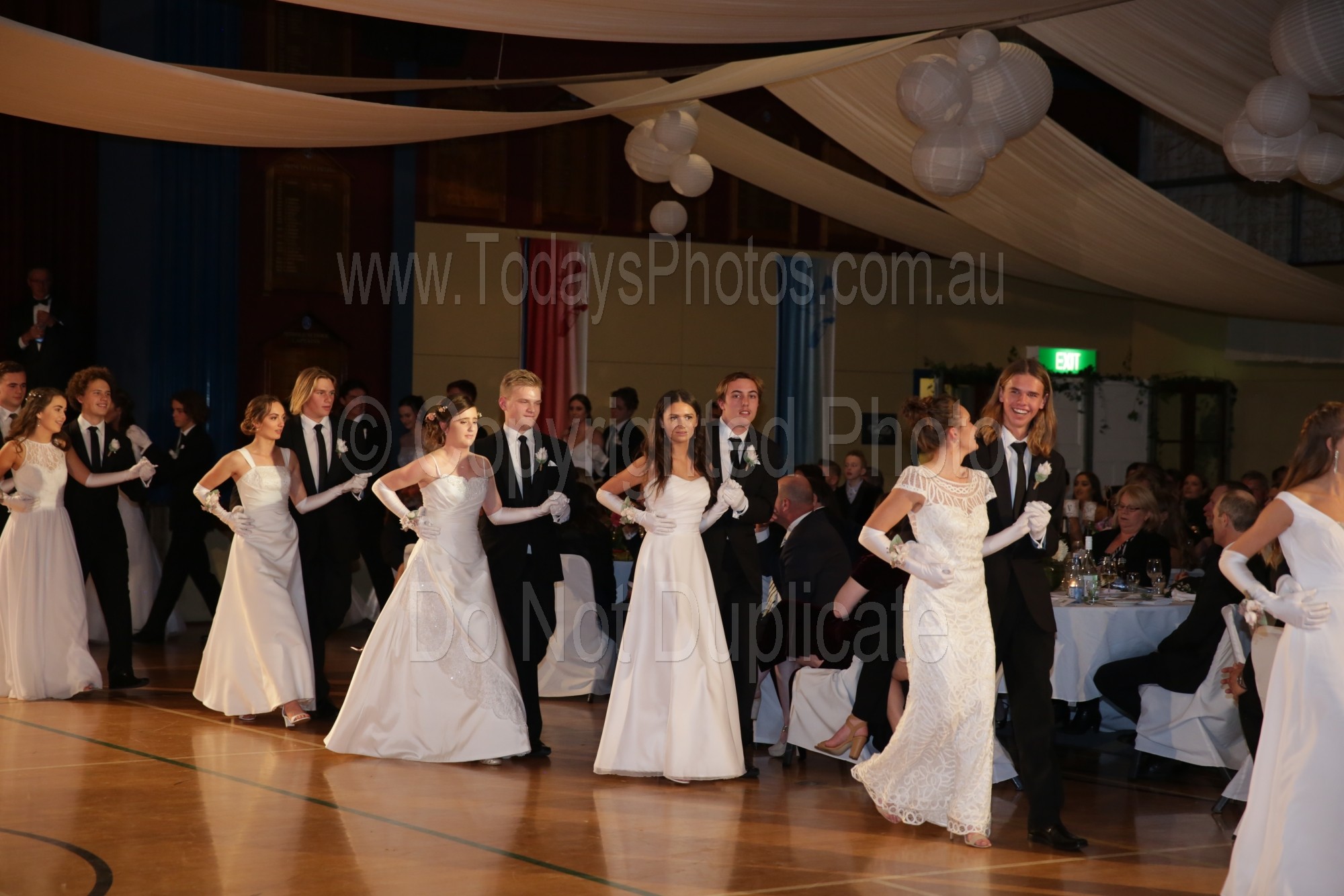 2017 Newhaven College Presentation Ball - Debutante Presentation Balls ...